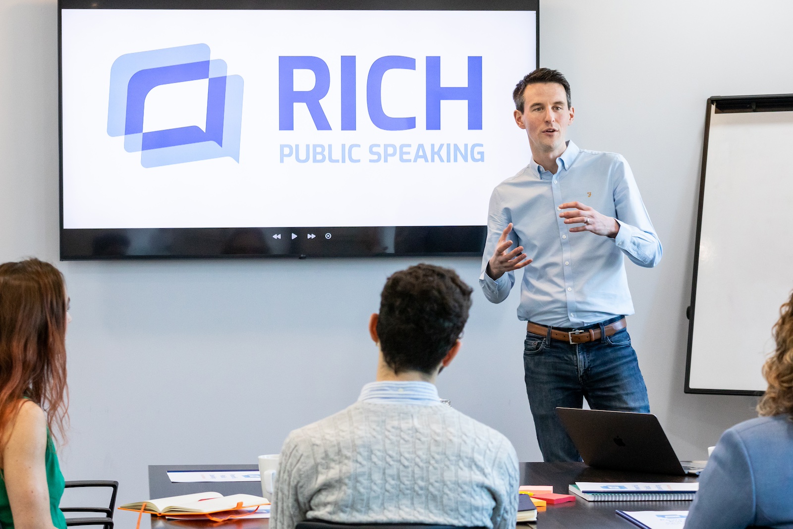 Successfully using your voice in presentations | Rich Public Speaking